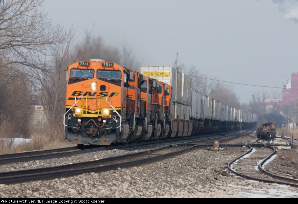 BNSF 7511